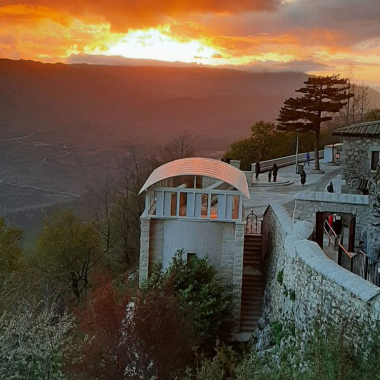 Putovanje u manastir Ostrog